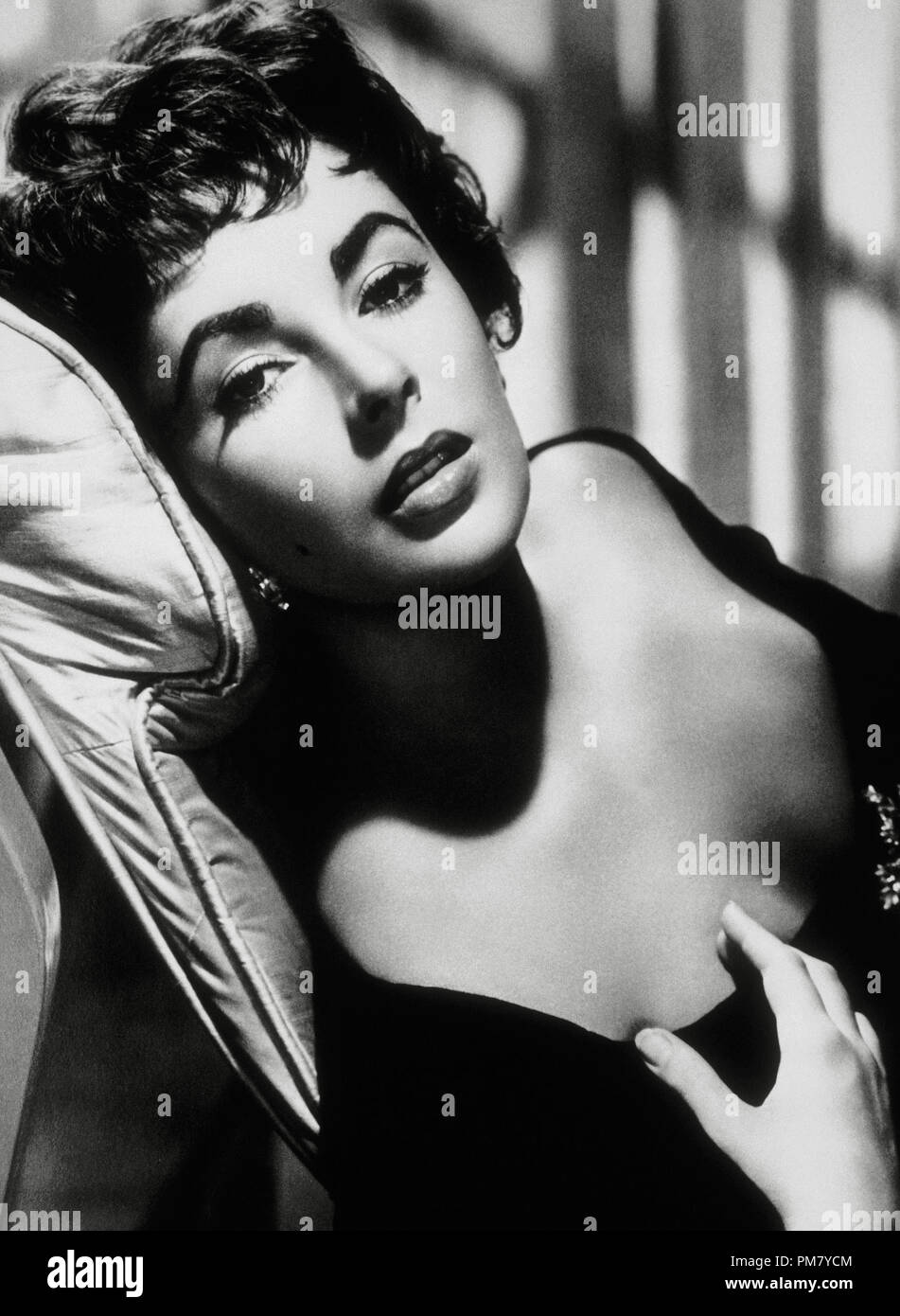 (Archival Classic Cinema - Elizabeth Taylor Retrospective) Elizabeth ...