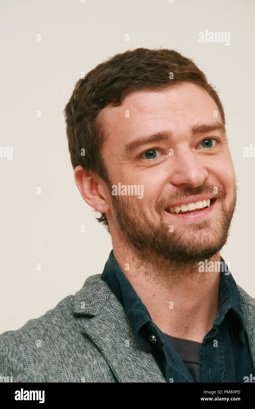 Justin Timberlake Shirtless Trouble With The Curve