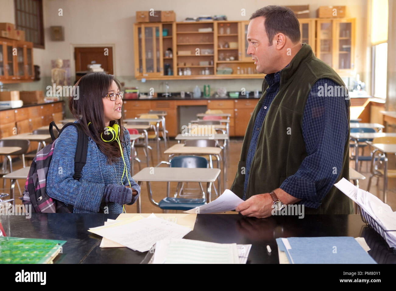 Malia (Charice) with Biology teacher Scott Voss (Kevin James) in ...