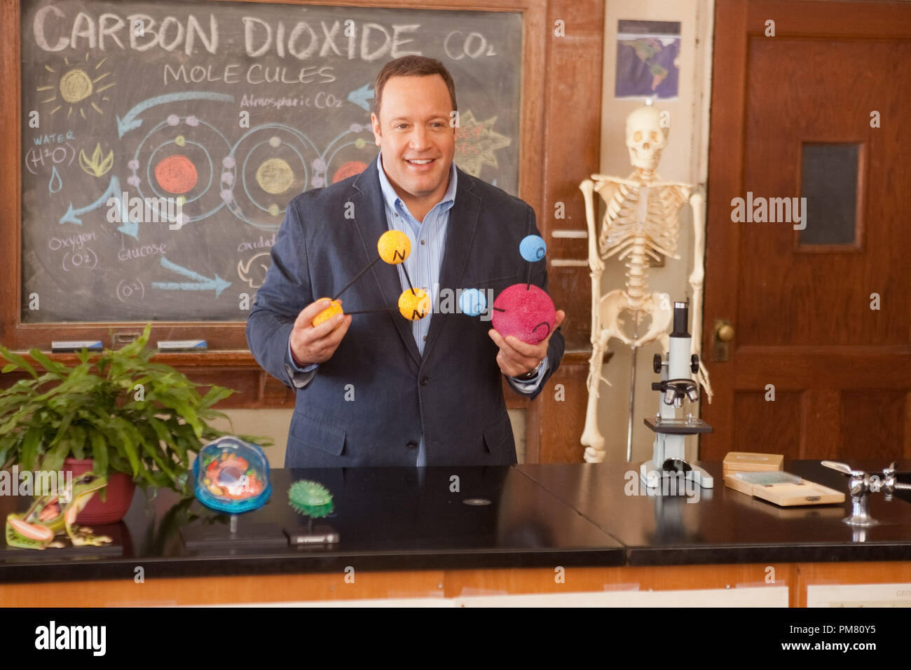 Scott Voss (Kevin James) teaching his biology class in Columbia ...