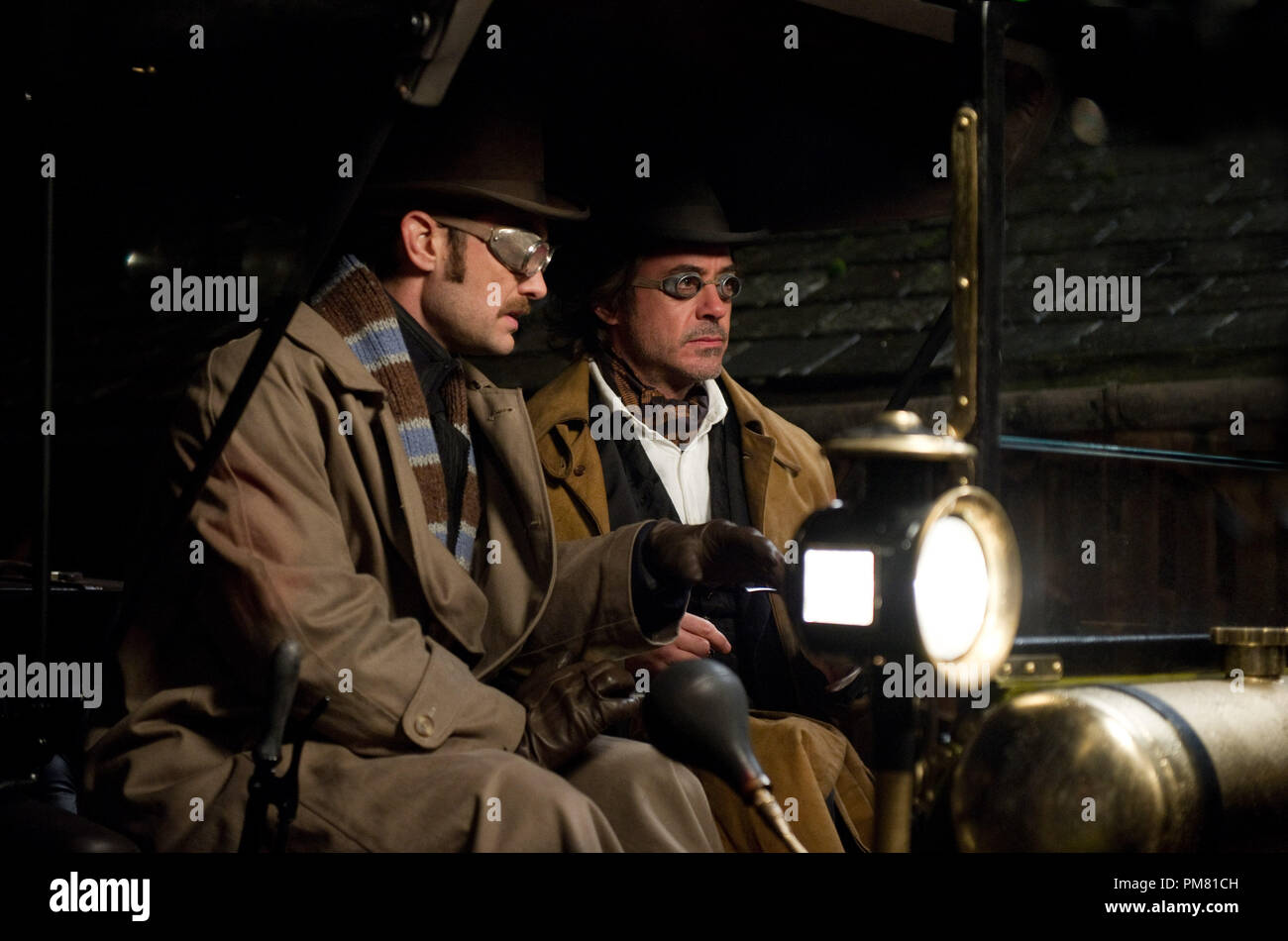 (L-r) JUDE LAW as Dr. James Watson and ROBERT DOWNEY JR. as Sherlock ...