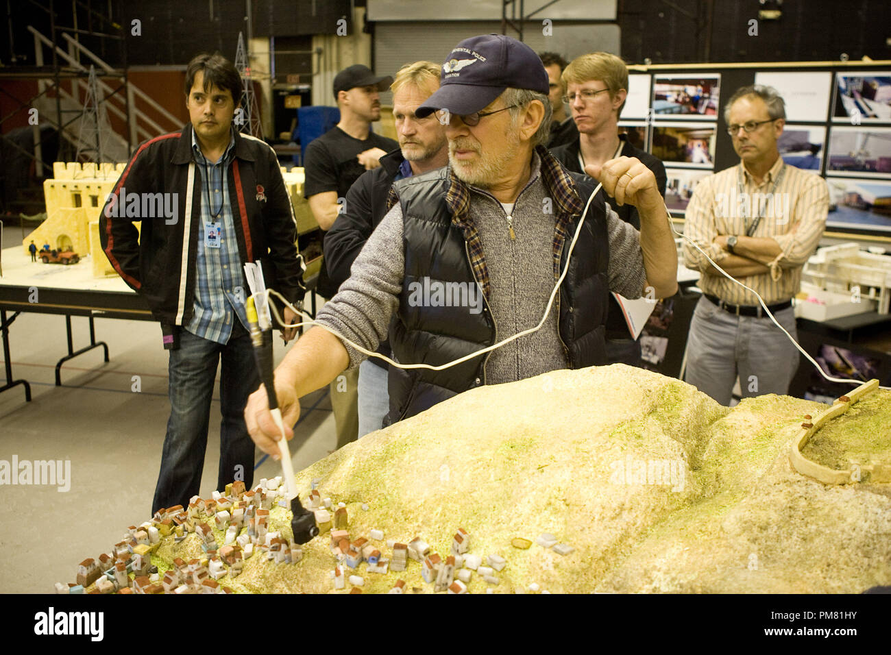 Steven spielberg the adventures of tintin hi-res stock photography and ...