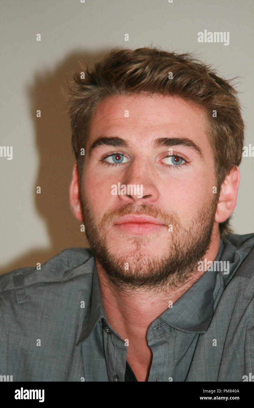 Liam Hemsworth "The Hunger Games" Portrait Session, March 1, 2012 ...