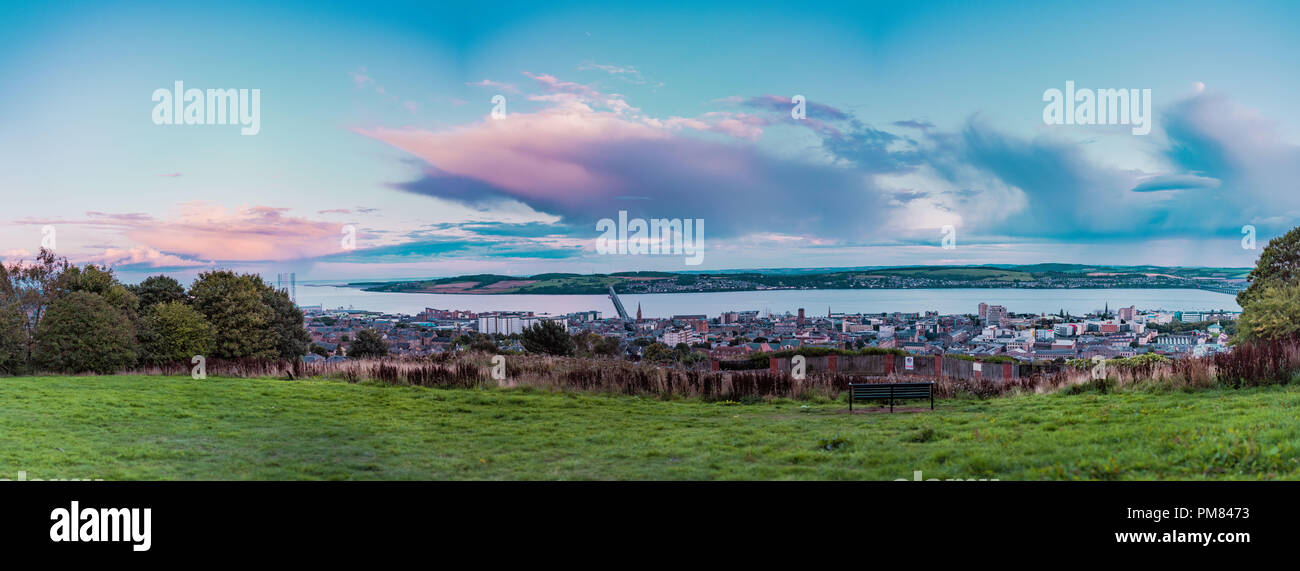 View from dundee law hi-res stock photography and images - Alamy