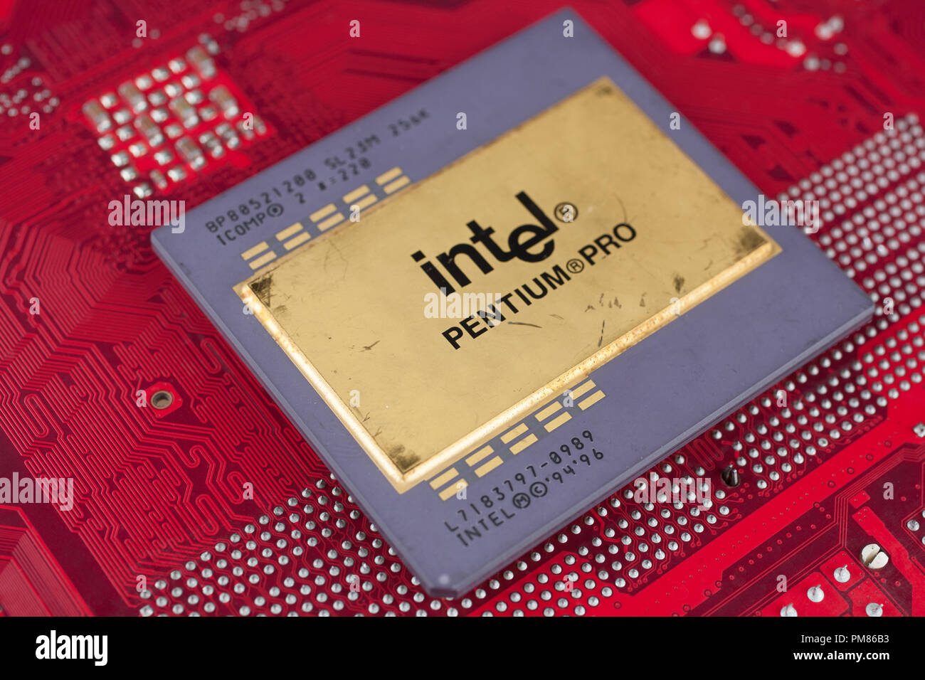 486 intel microprocessor hi-res stock photography and images - Alamy