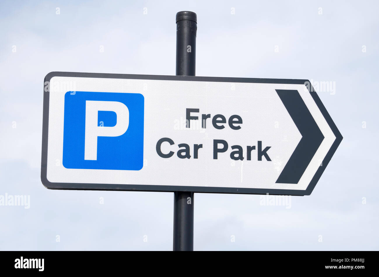 Car park sign hi-res stock photography and images - Alamy