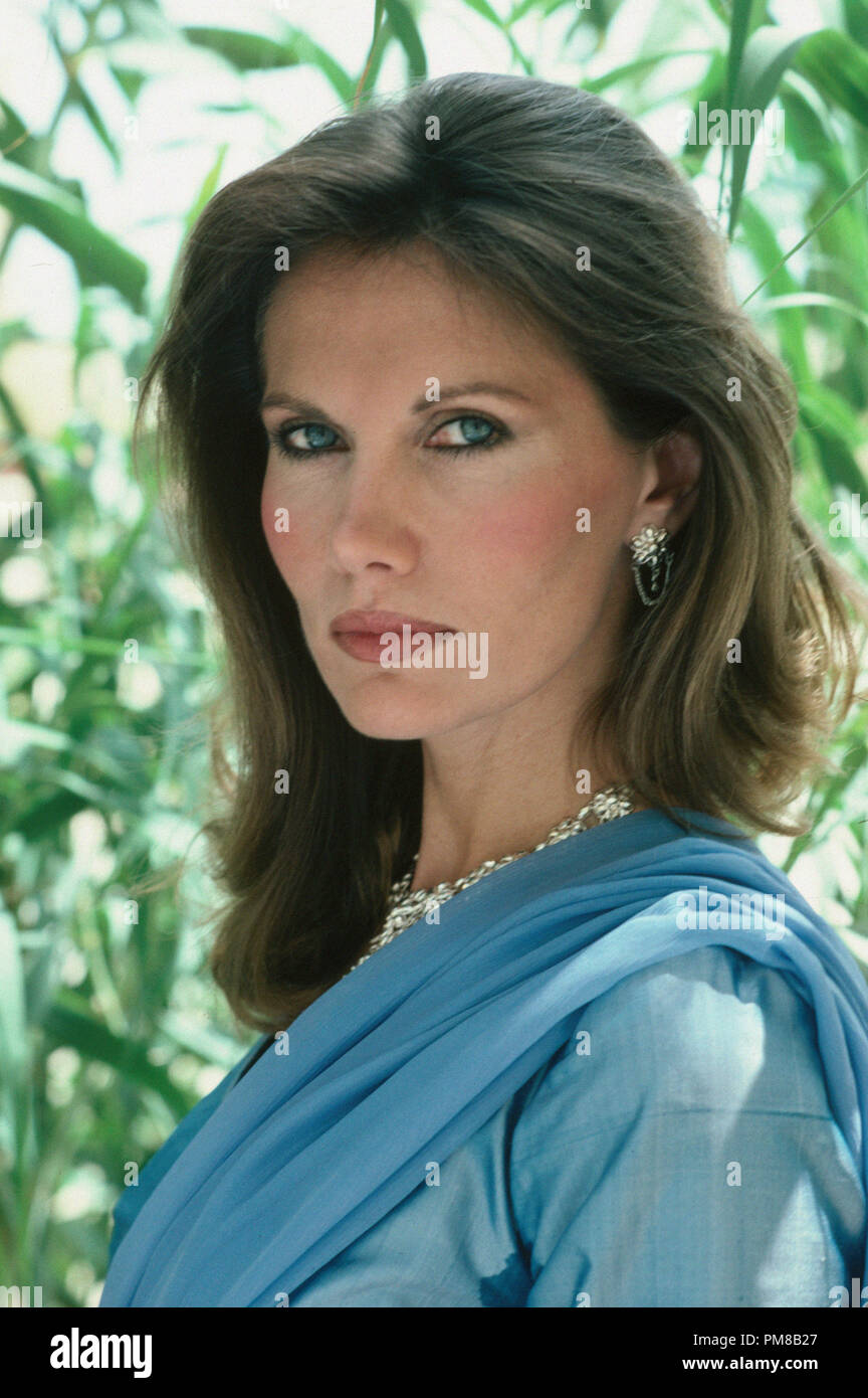 Maud Adams 2022