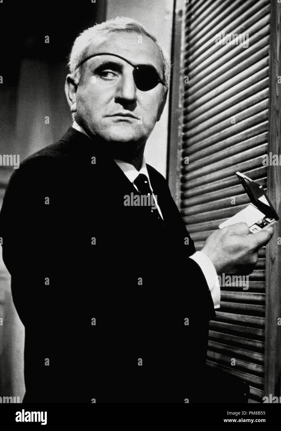 Adolfo celi thunderball hi-res stock photography and images - Alamy