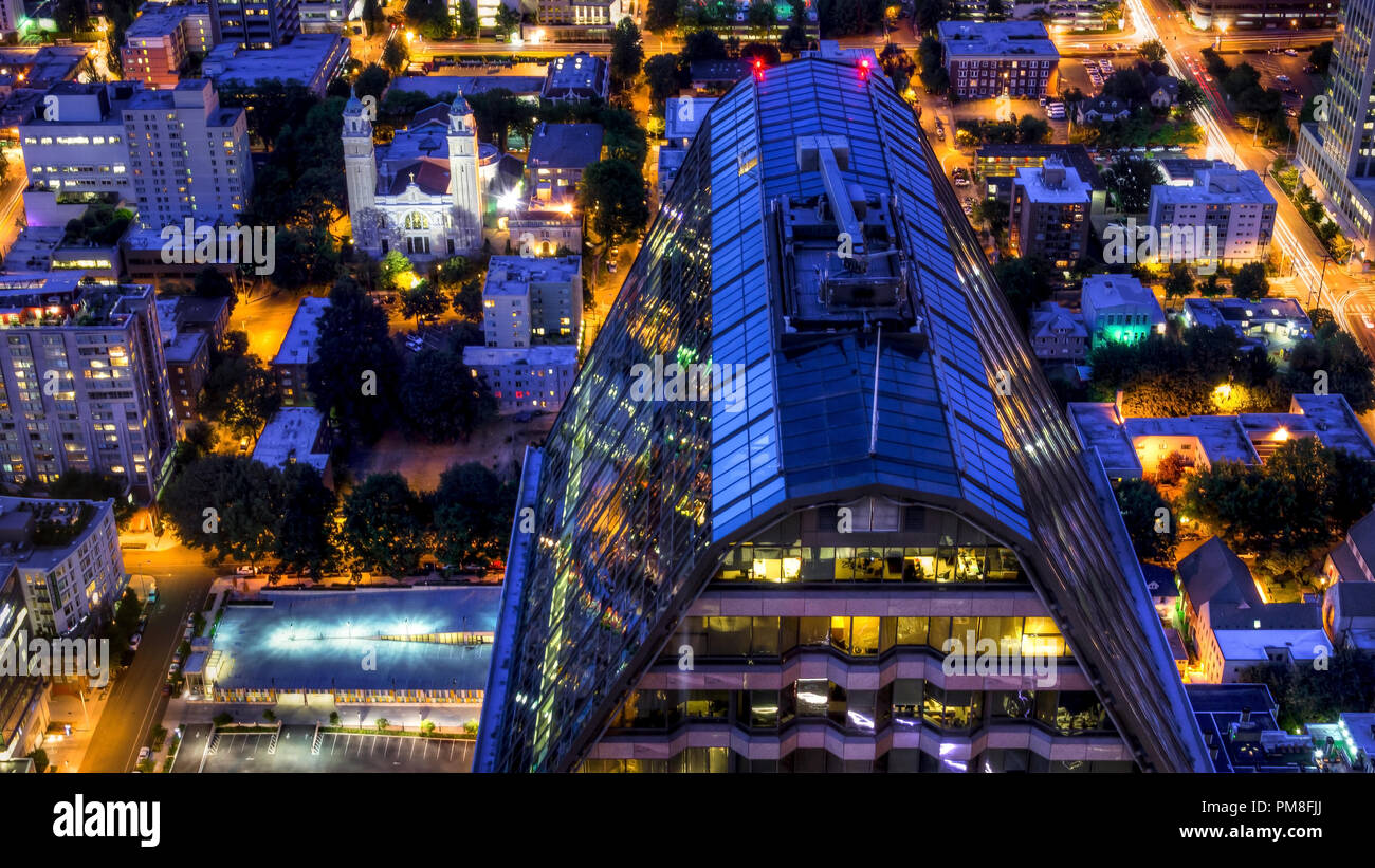 Seattle skyscrapers hi-res stock photography and images - Alamy