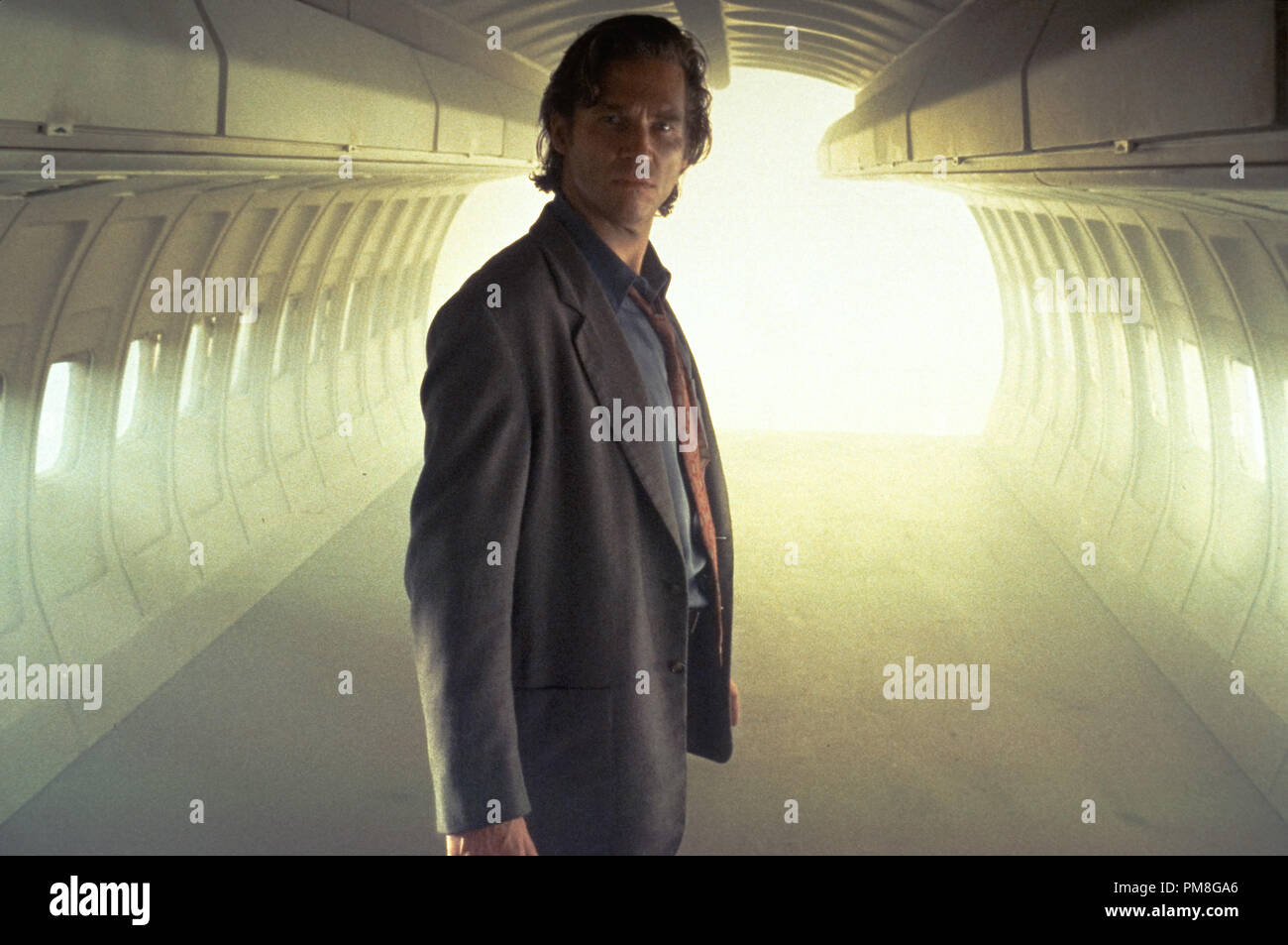 Film still / publicity still from "Fearless" Jeff Bridges © 1993 Warner ...