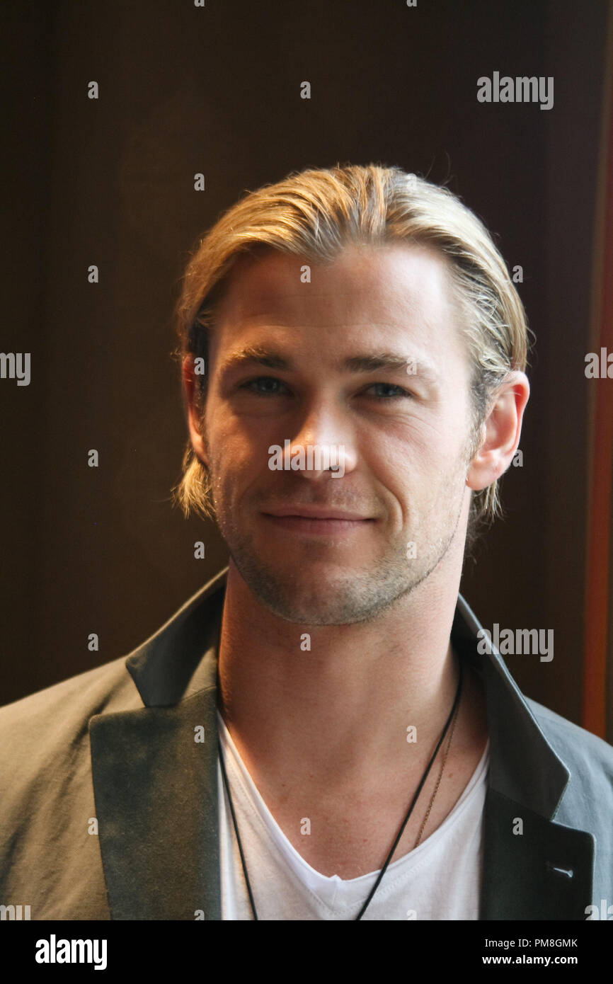 Chris Hemsworth "The Avengers" Portrait Session, April 13, 2012 ...
