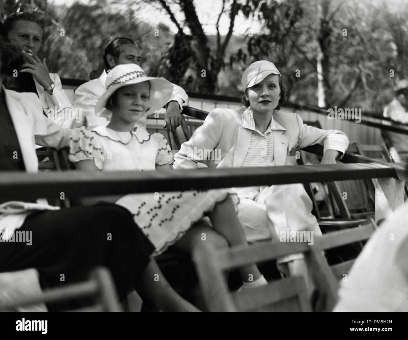 Marlene dietrich and her daughter maria sieber hi-res stock photography ...