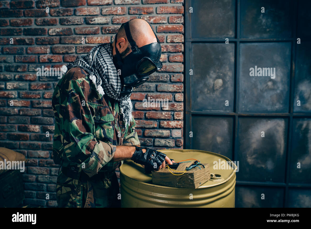 Terrorist gas mask hi-res stock photography and images - Alamy