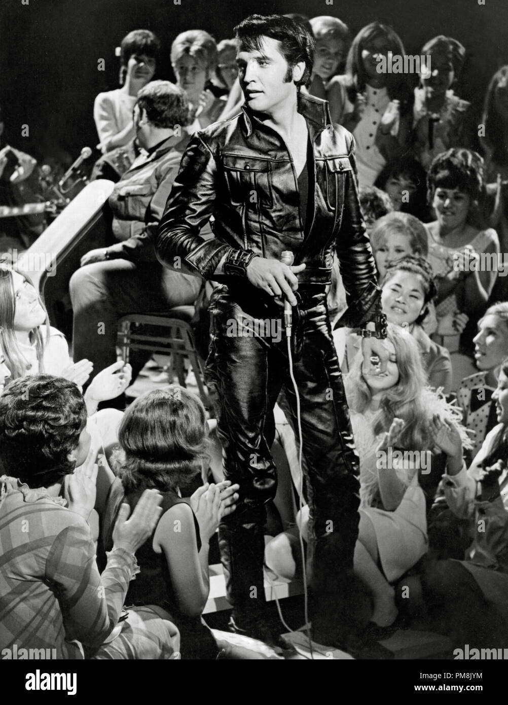 (Archival Classic Cinema - Elvis Presley Retrospective) Elvis Presley ... (Archival Classic Cinema - Elvis Presley Retrospective) Elvis Presley ...