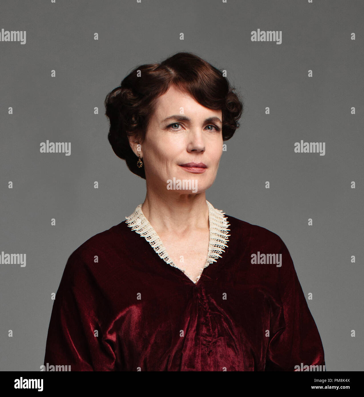 Elizabeth McGovern as Lady Grantham "Downton Abbey" Season 2, 2012 ...