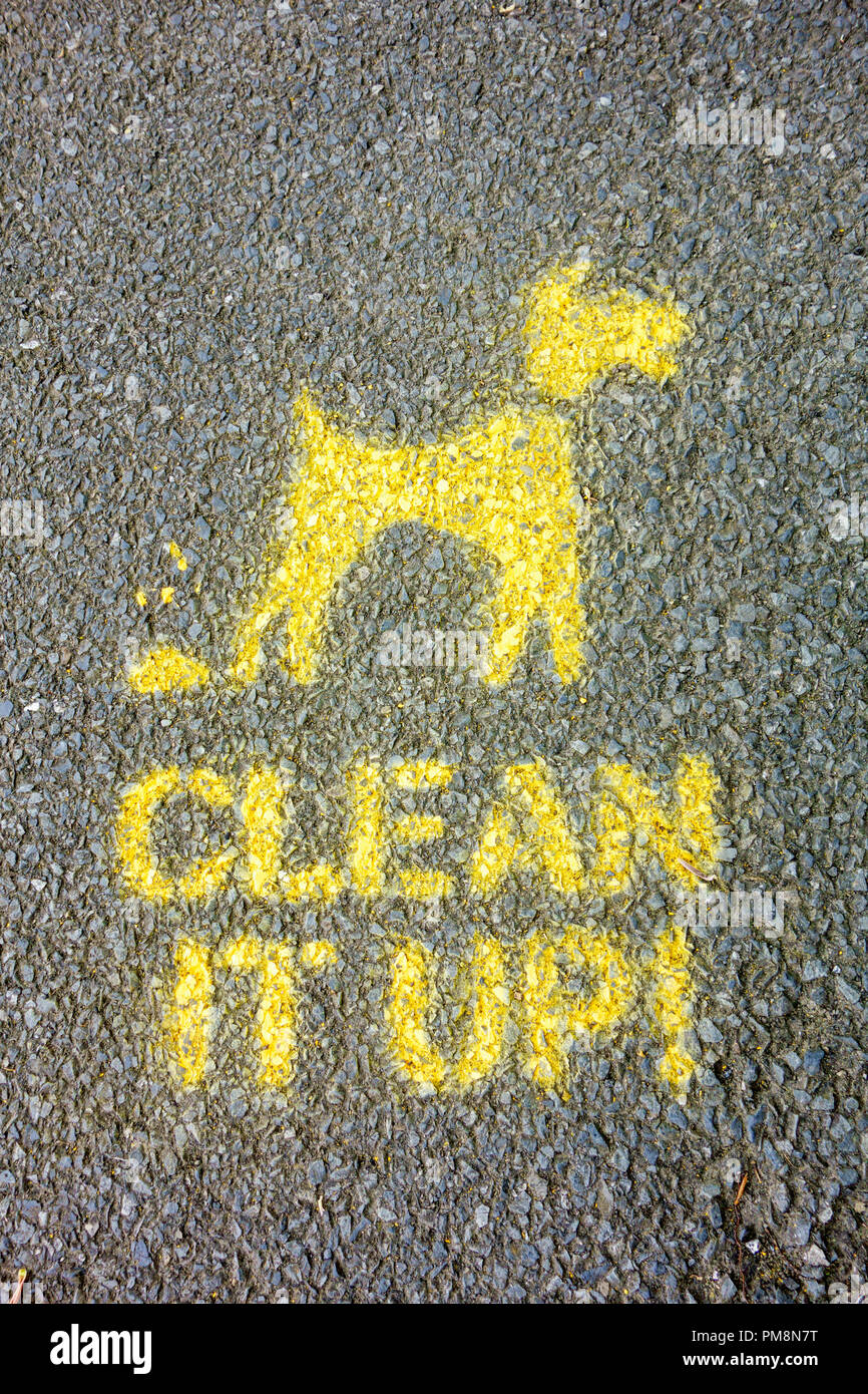 Dog poo sign hi-res stock photography and images - Alamy
