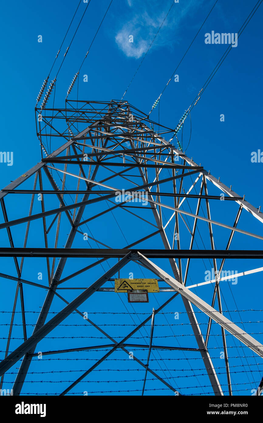 Steel Lattice Tower Stock Photos & Steel Lattice Tower Stock Images - Alamy
