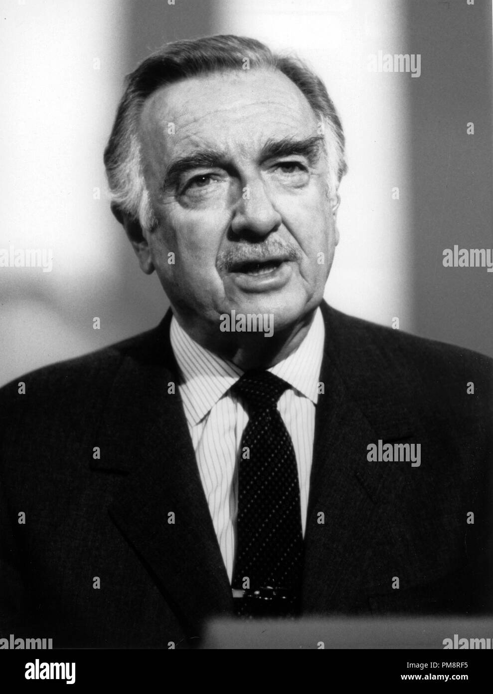 1980s Walter Cronkite High Resolution Stock Photography and Images - Alamy