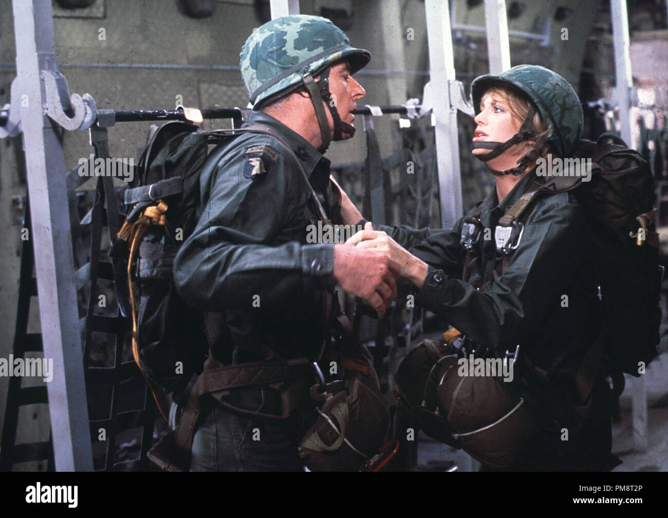 Private benjamin goldie hawn hi-res stock photography and images - Alamy
