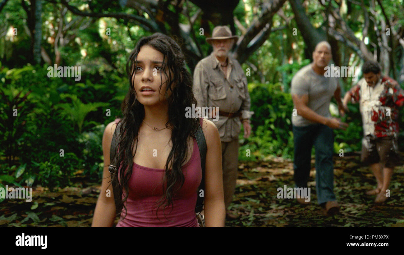(L-r) VANESSA HUDGENS as Kailani, MICHAEL CAINE as Alexander, DWAYNE ...