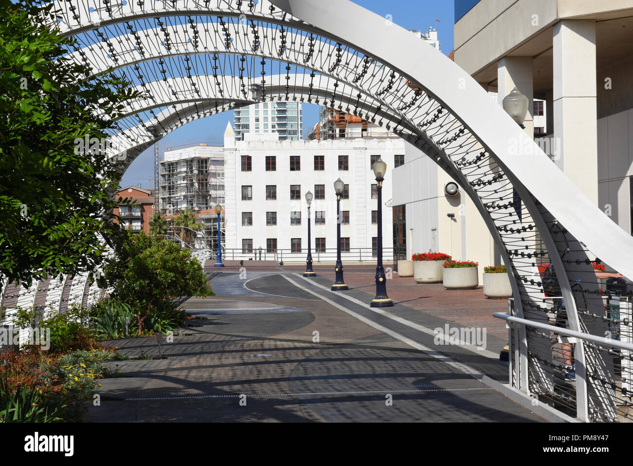 LONG BEACH, CALIF - SEPT 10, 2018: Promenade connecting the Long Beach ...