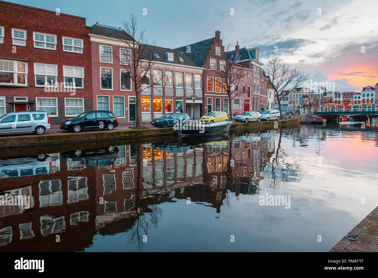 Leiden canals holland hi-res stock photography and images - Alamy