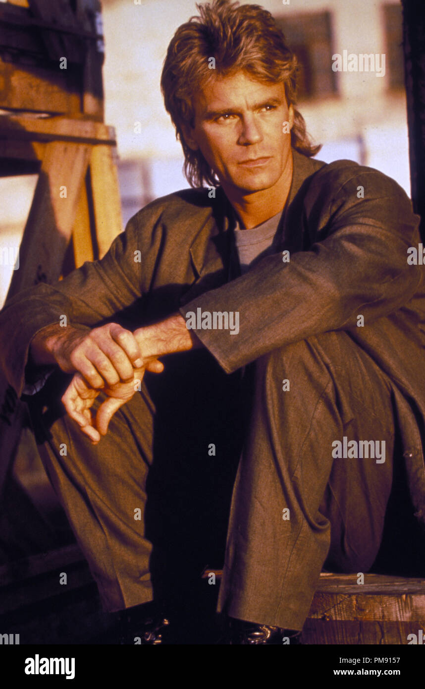 Film still or Publicity still from "MacGyver" Richard Dean Anderson ...