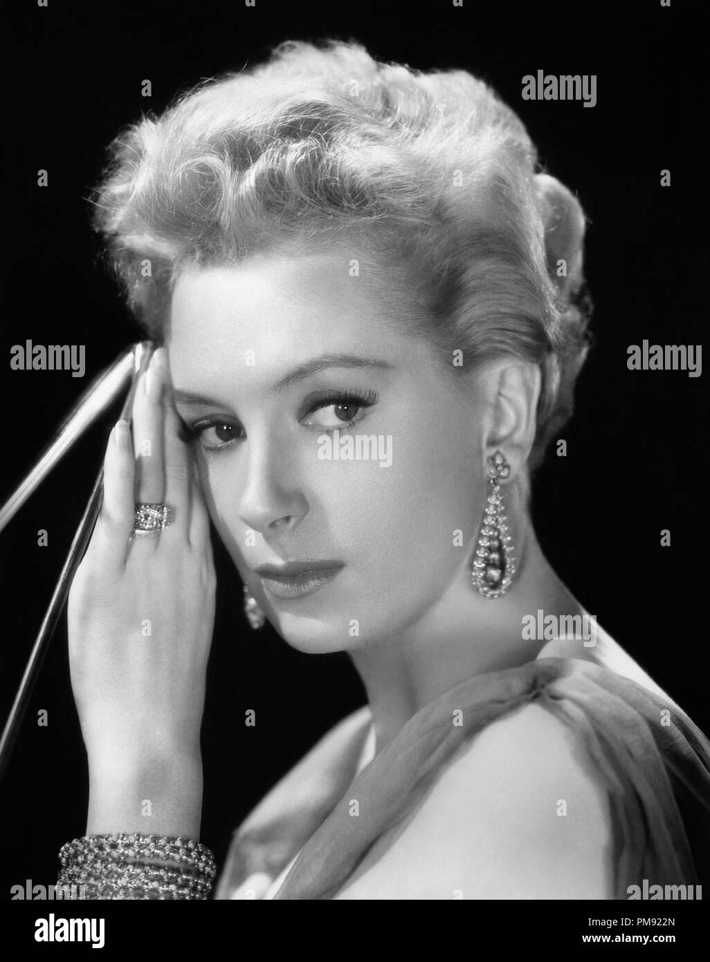 Deborah Kerr, circa 1945. File Reference # 31537 066 Stock Photo - Alamy Deborah Kerr, circa 1945. File Reference # 31537 066 Stock Photo - Alamy