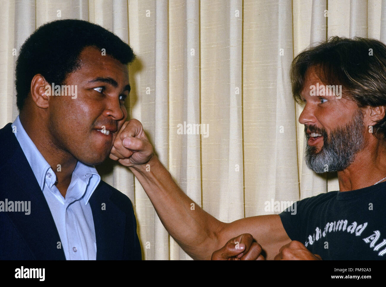 Muhammad Ali and Kris Kristofferson, 1979. File Reference # 31537 ...