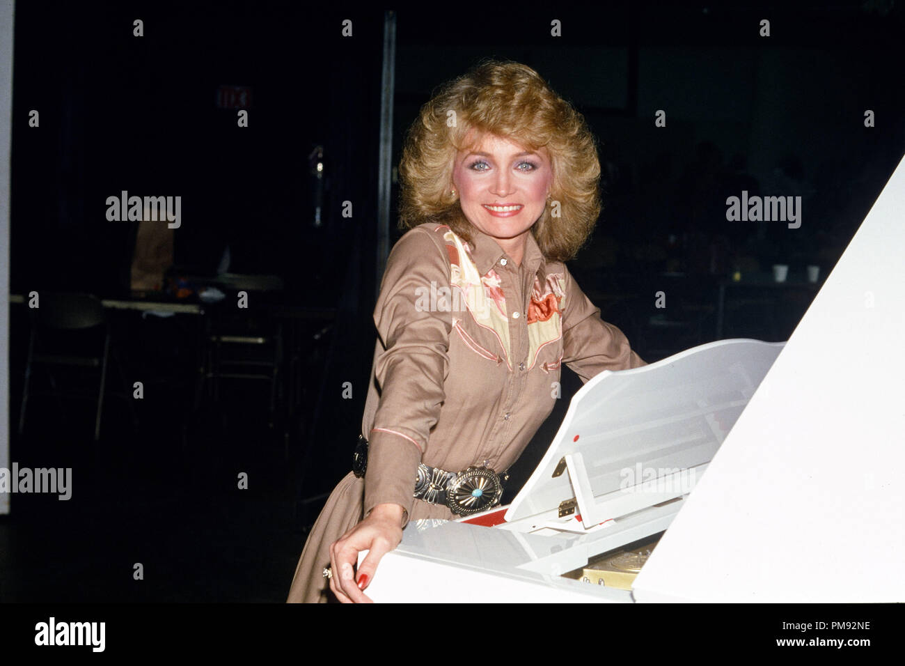Barbara mandrell hi-res stock photography and images - Alamy