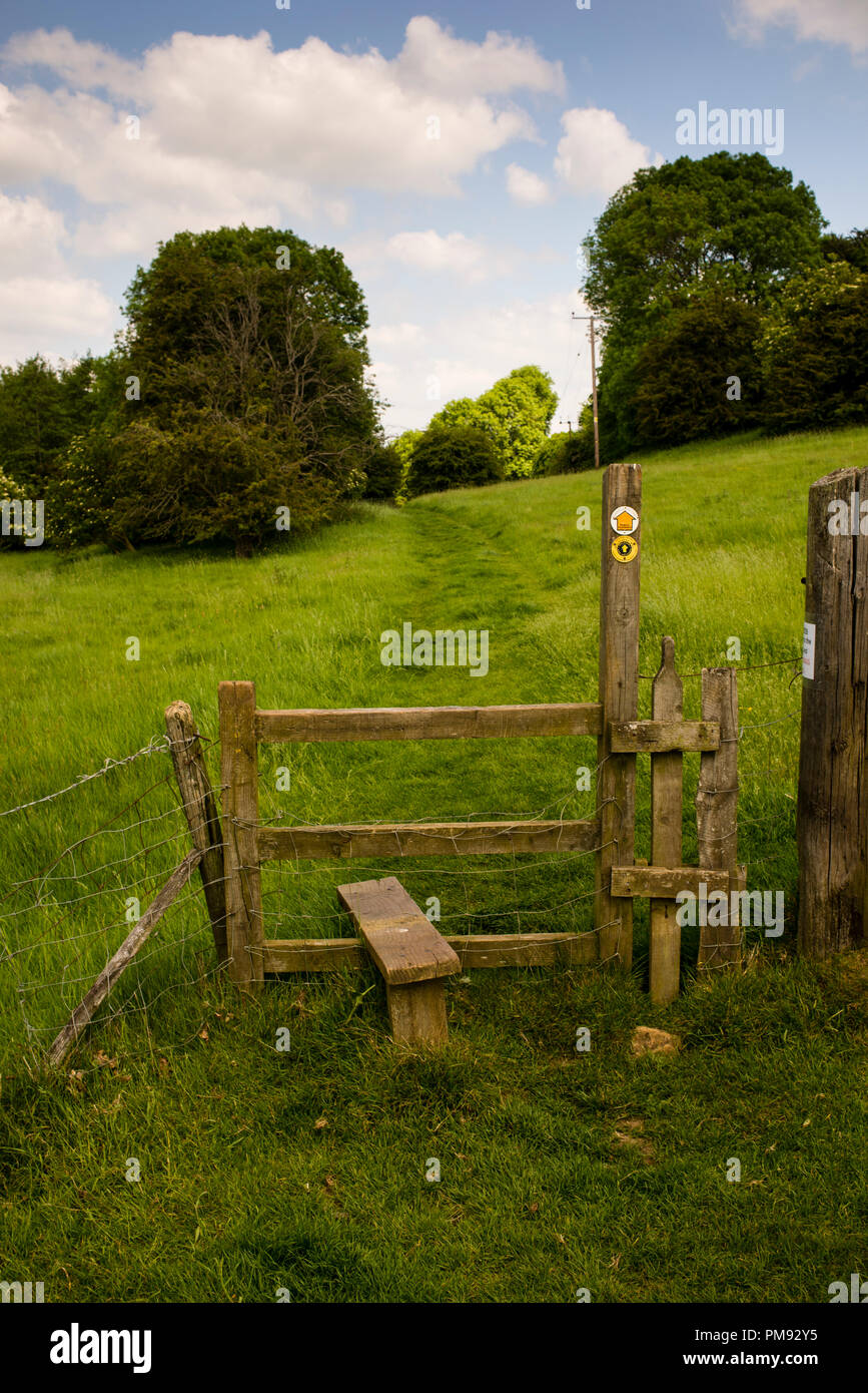 Step over stile hi-res stock photography and images - Alamy
