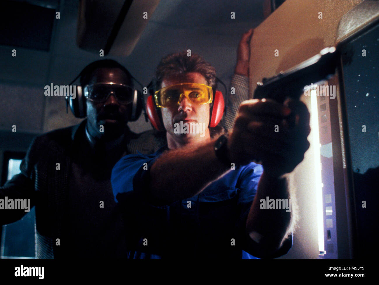 Studio Publicity Still from "Lethal Weapon" Danny Glover, Mel Gibson ...