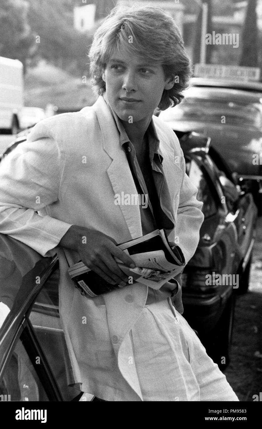 James spader pink hi-res stock photography and images - Alamy