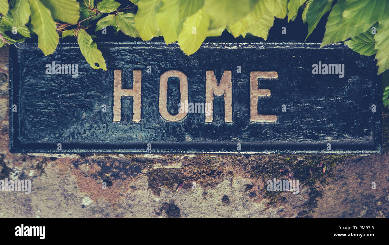 Home sweet home sign hi-res stock photography and images - Alamy