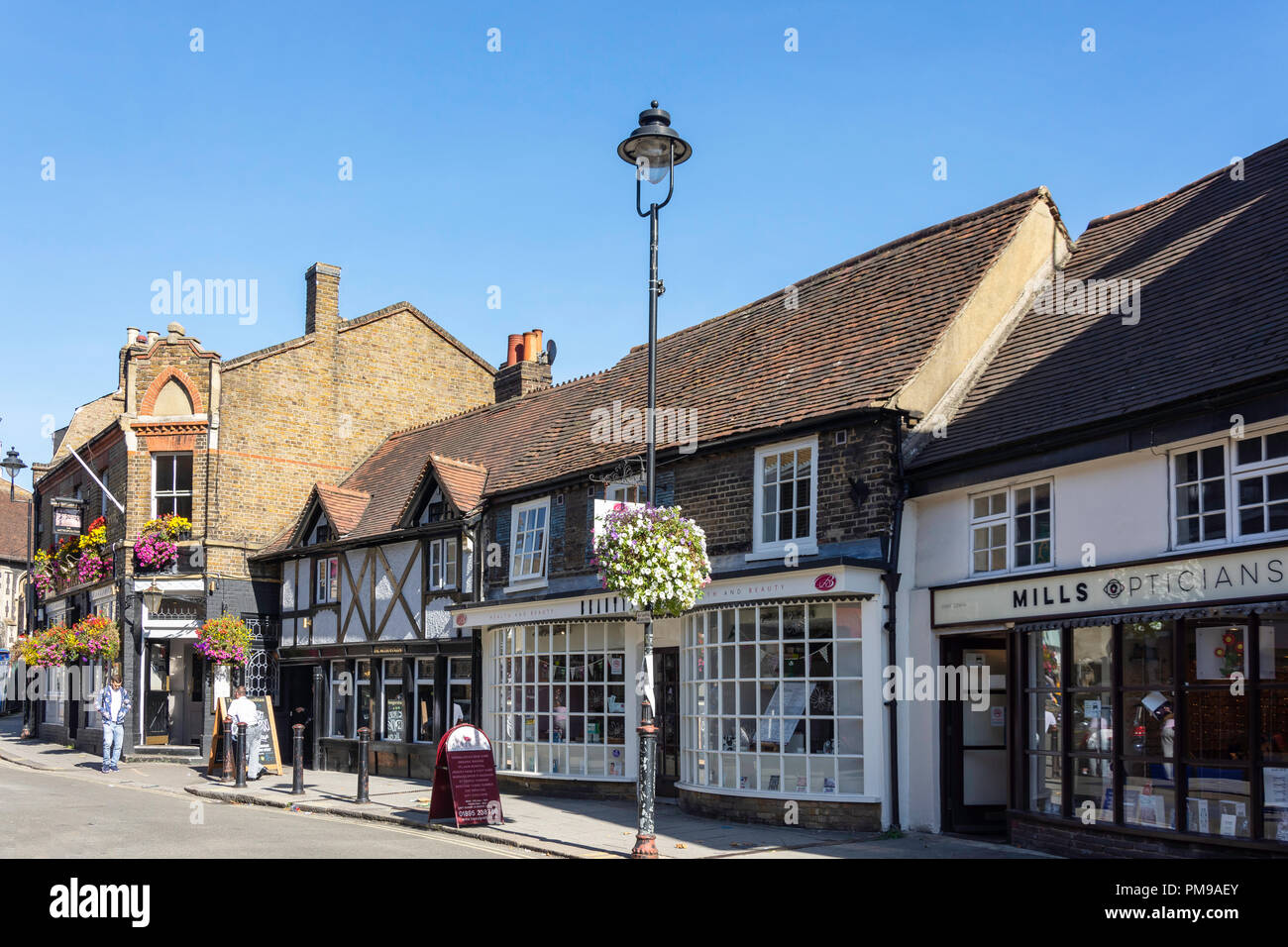 Uxbridge hi-res stock photography and images - Alamy