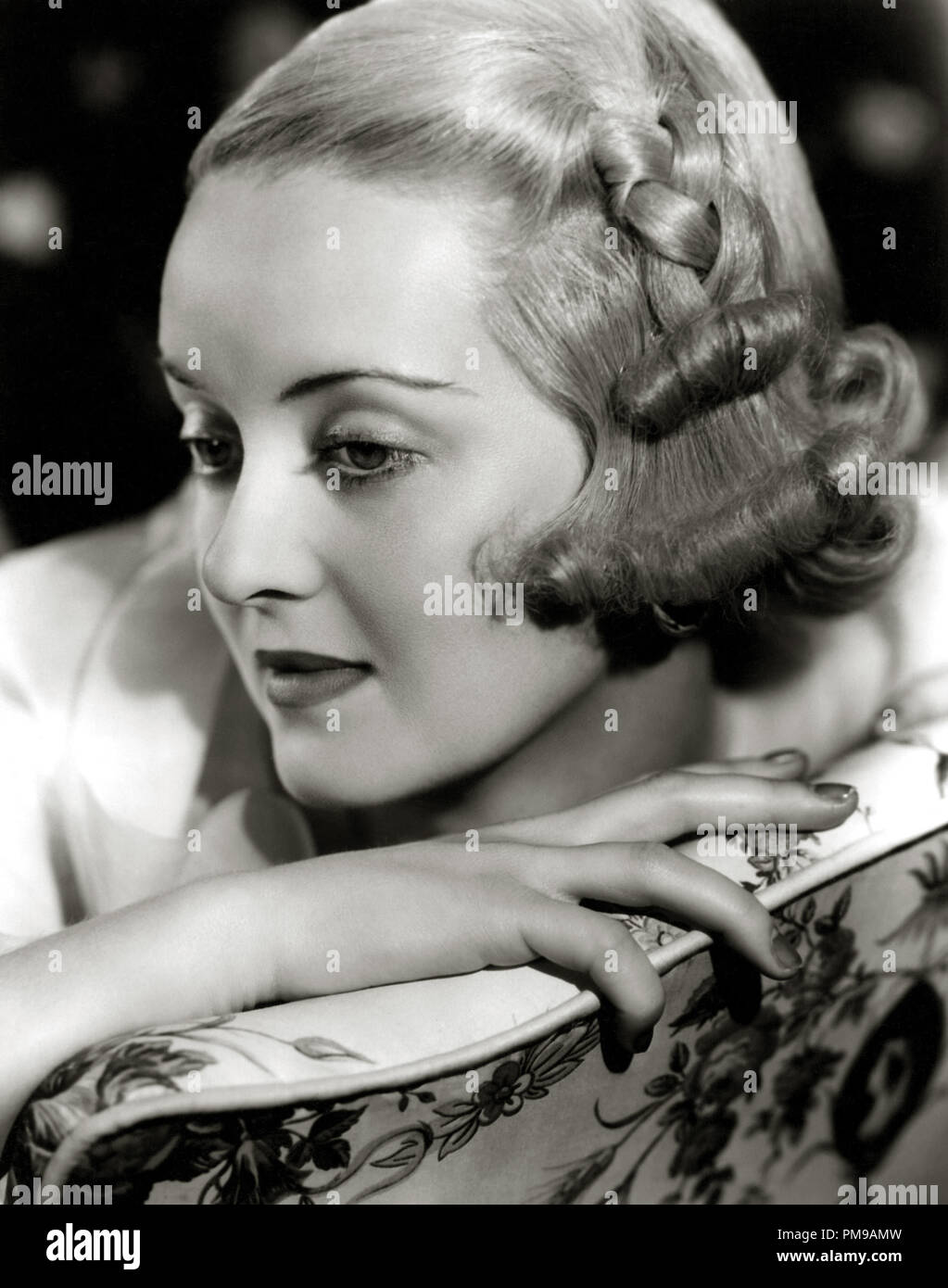 Bette davis portrait hi-res stock photography and images - Alamy