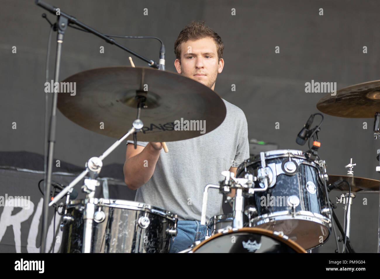 Chicago, Illinois, USA. 16th Sep, 2018. AUSTIN CARANGO of Mom Jeans ...