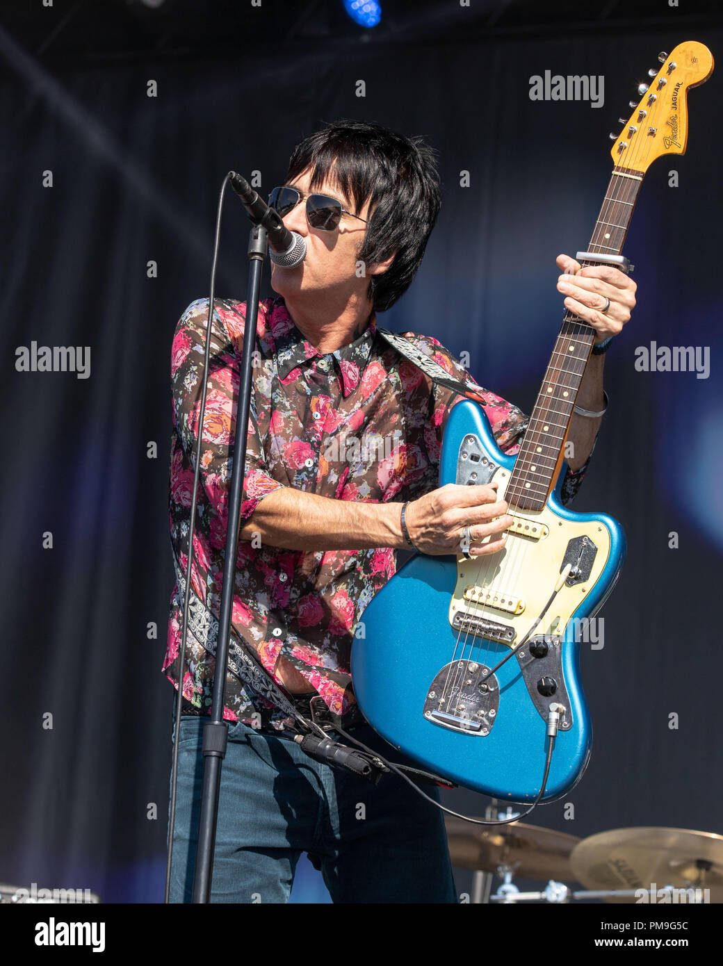 Johnny marr 2018 hi-res stock photography and images - Alamy