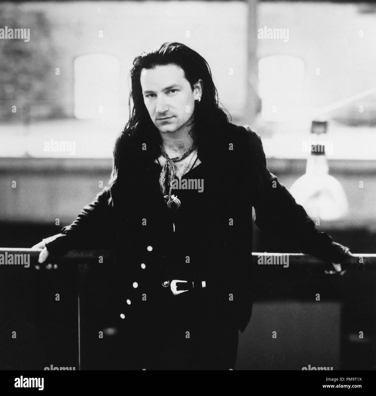 Bono u2 1980s hi-res stock photography and images - Alamy