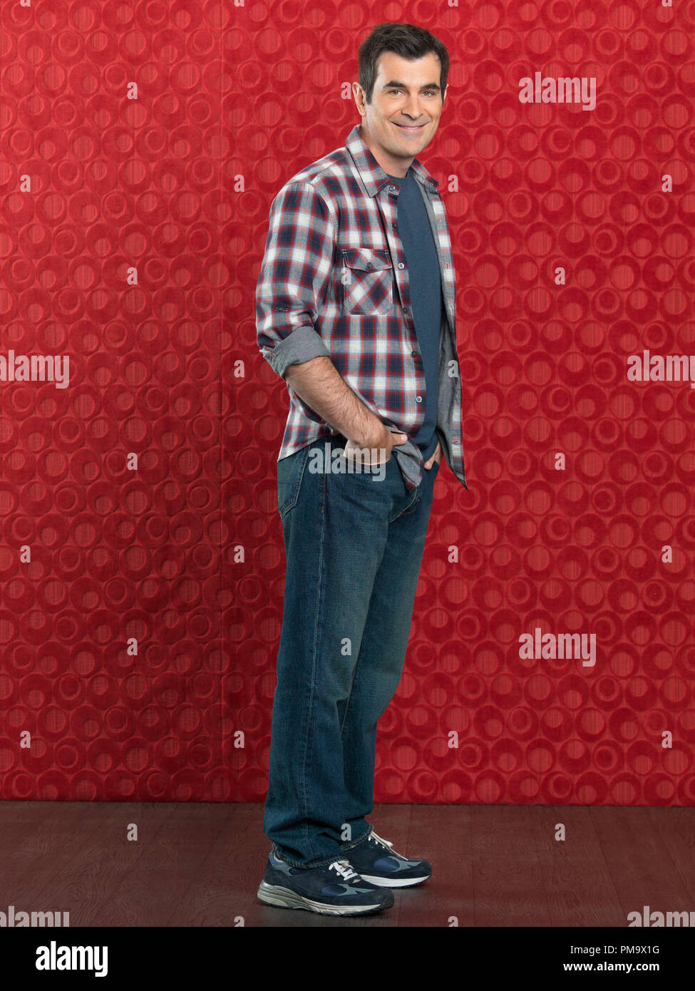 Ty burrell modern family hi-res stock photography and images - Alamy