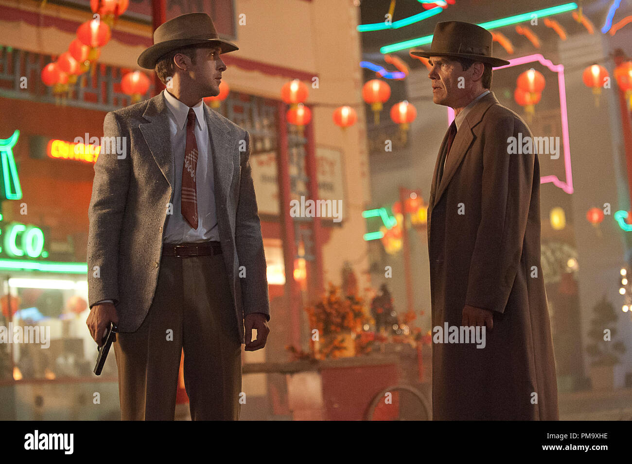 (L-r) RYAN GOSLING as Sgt. Jerry Wooters and JOSH BROLIN as Sgt. John O ...