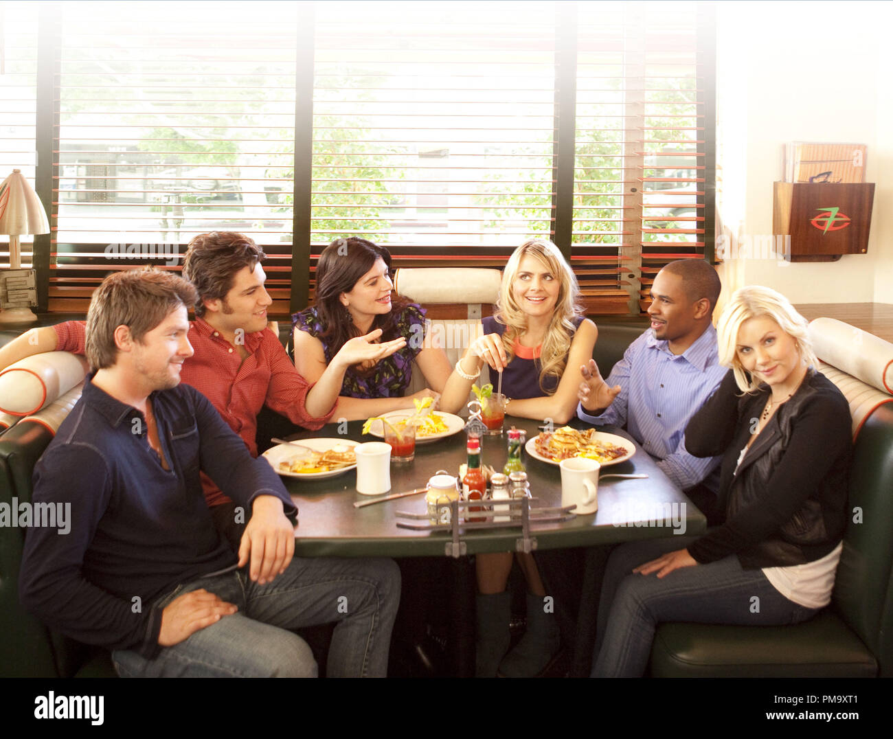 HAPPY ENDINGS - ABC's Happy Endings stars Zachary Knighton as Dave ...