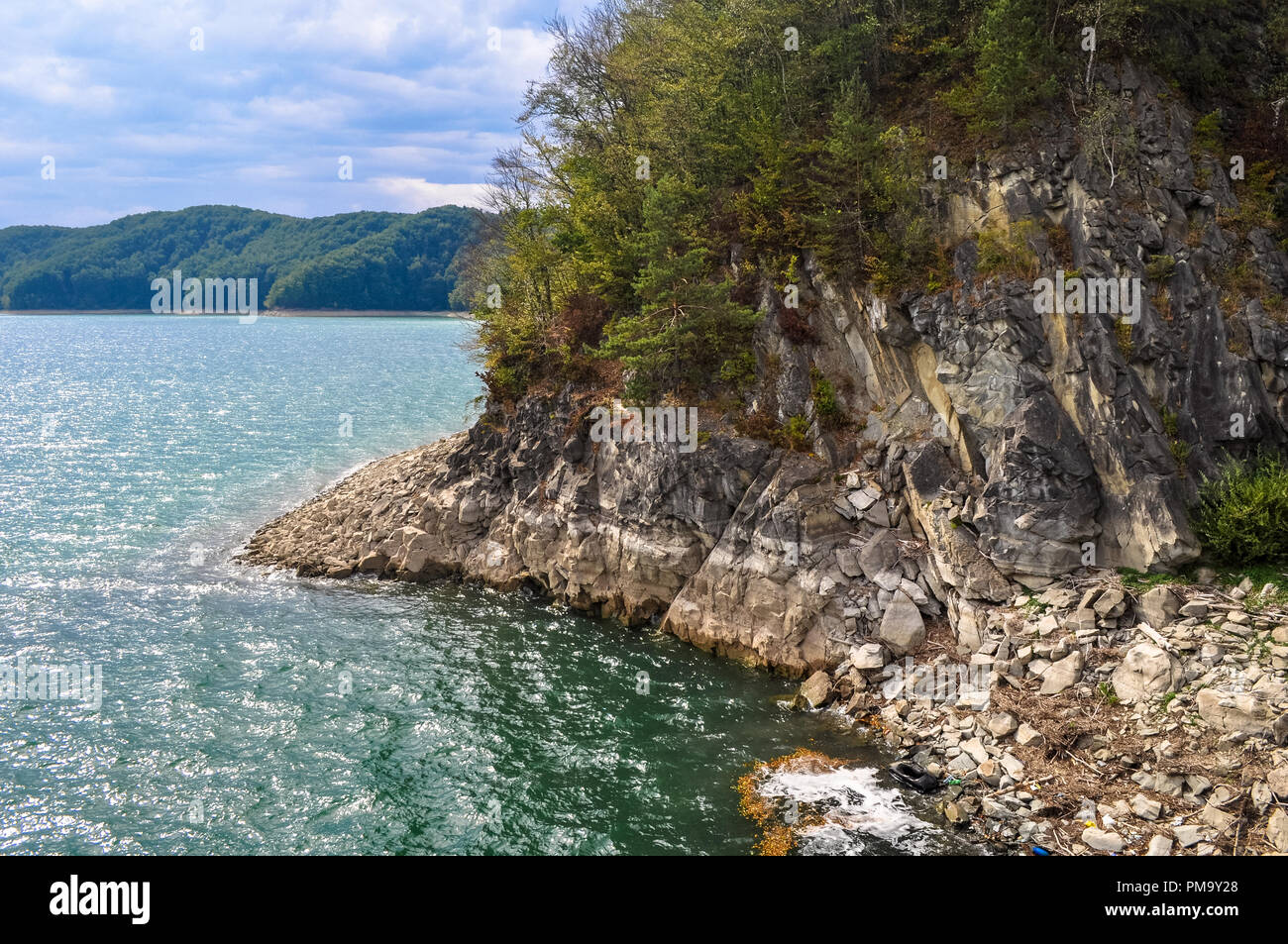 Cliff in sea sky cliff hi-res stock photography and images - Alamy