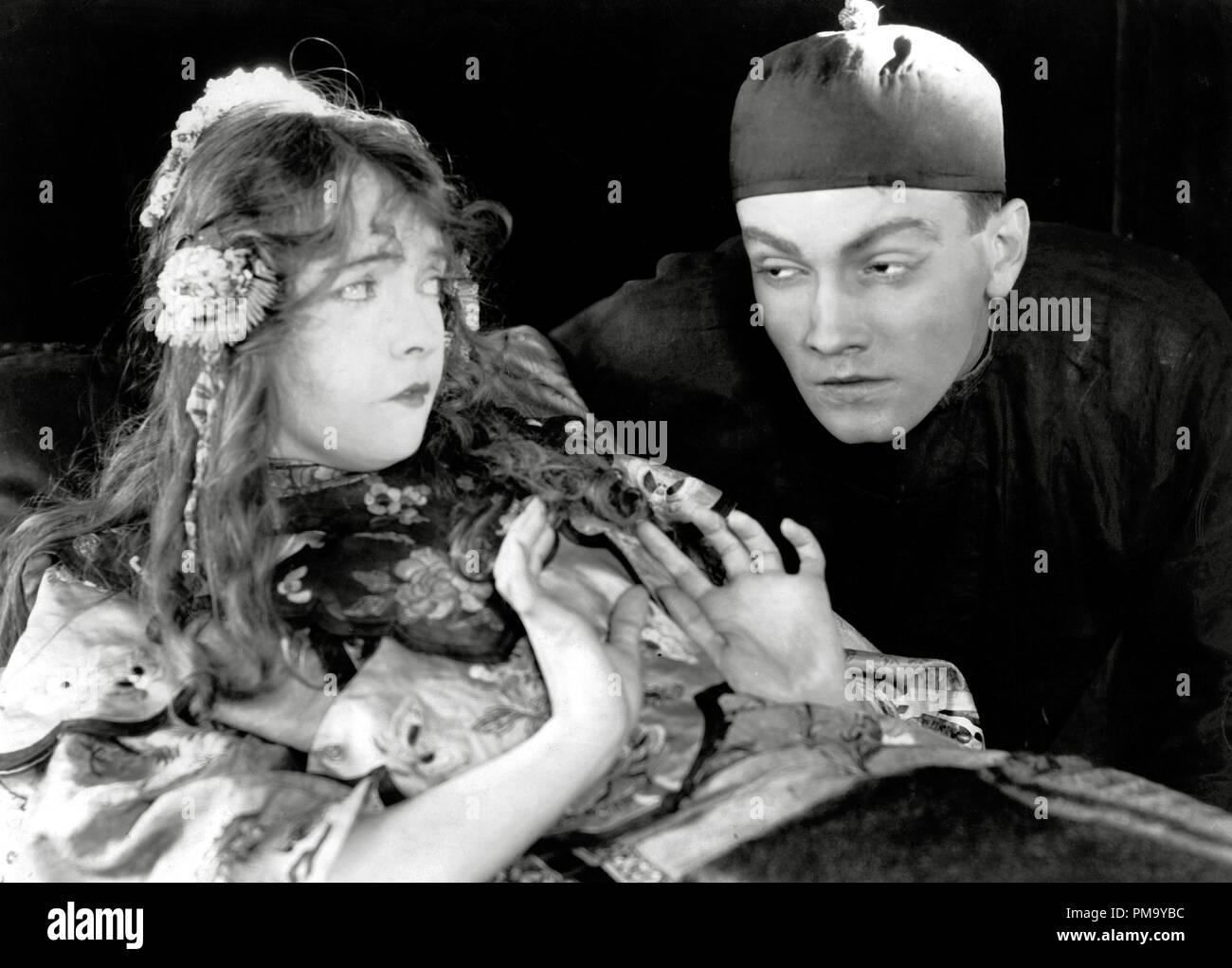 Studio Publicity Still: "Broken Blossoms" Lillian Gish and Richard ...