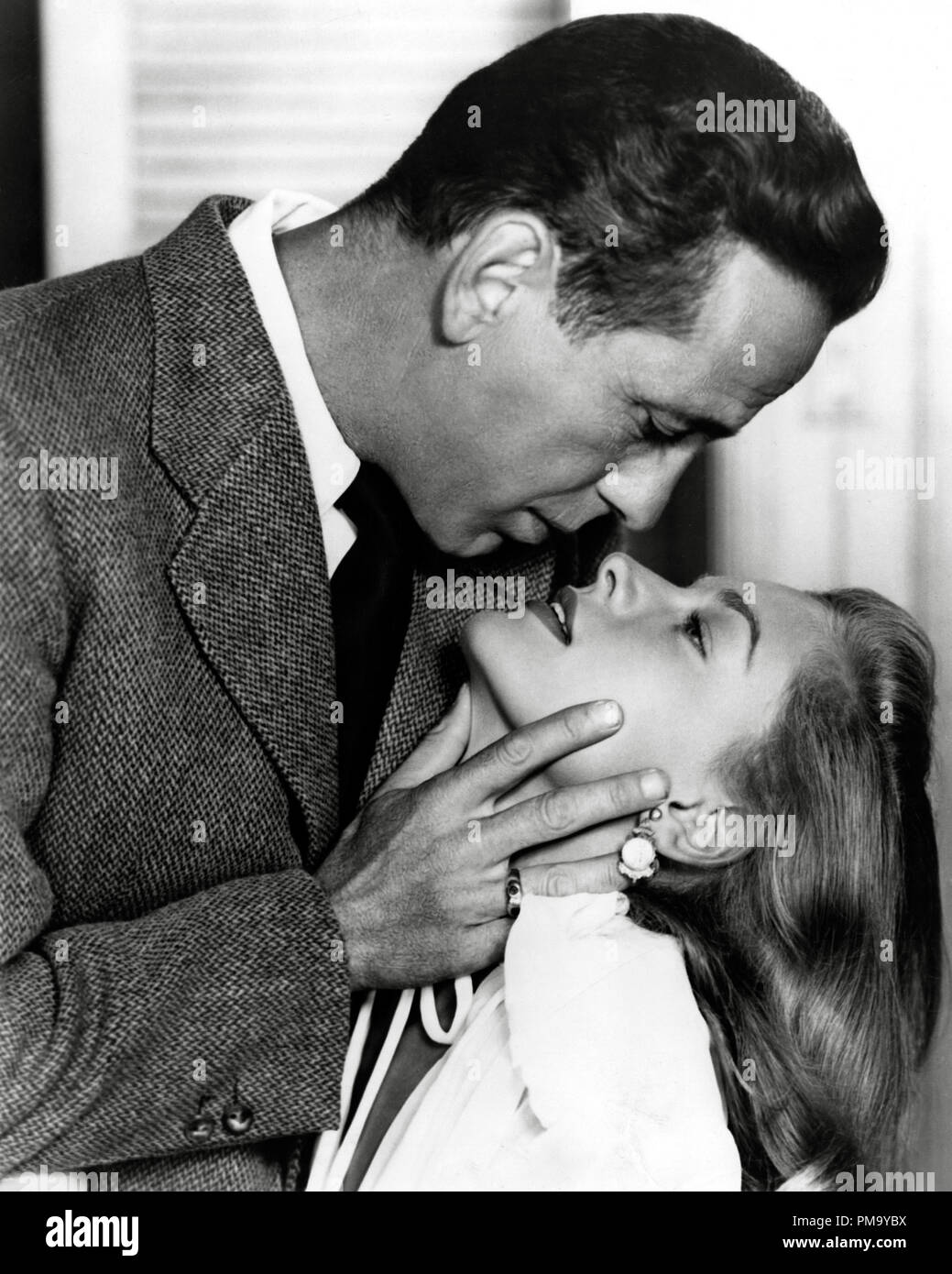 Studio Publicity Still: "Dark Passage" Humphrey Bogart, Lauren Bacall ...
