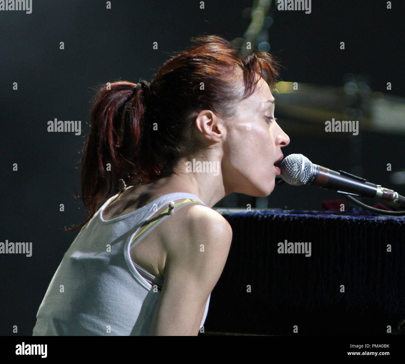 Fiona apple hi-res stock photography and images - Alamy