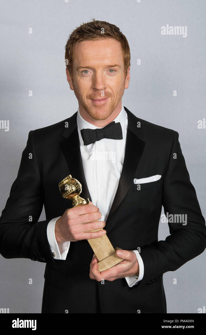 Best actor award poses hi-res stock photography and images - Alamy