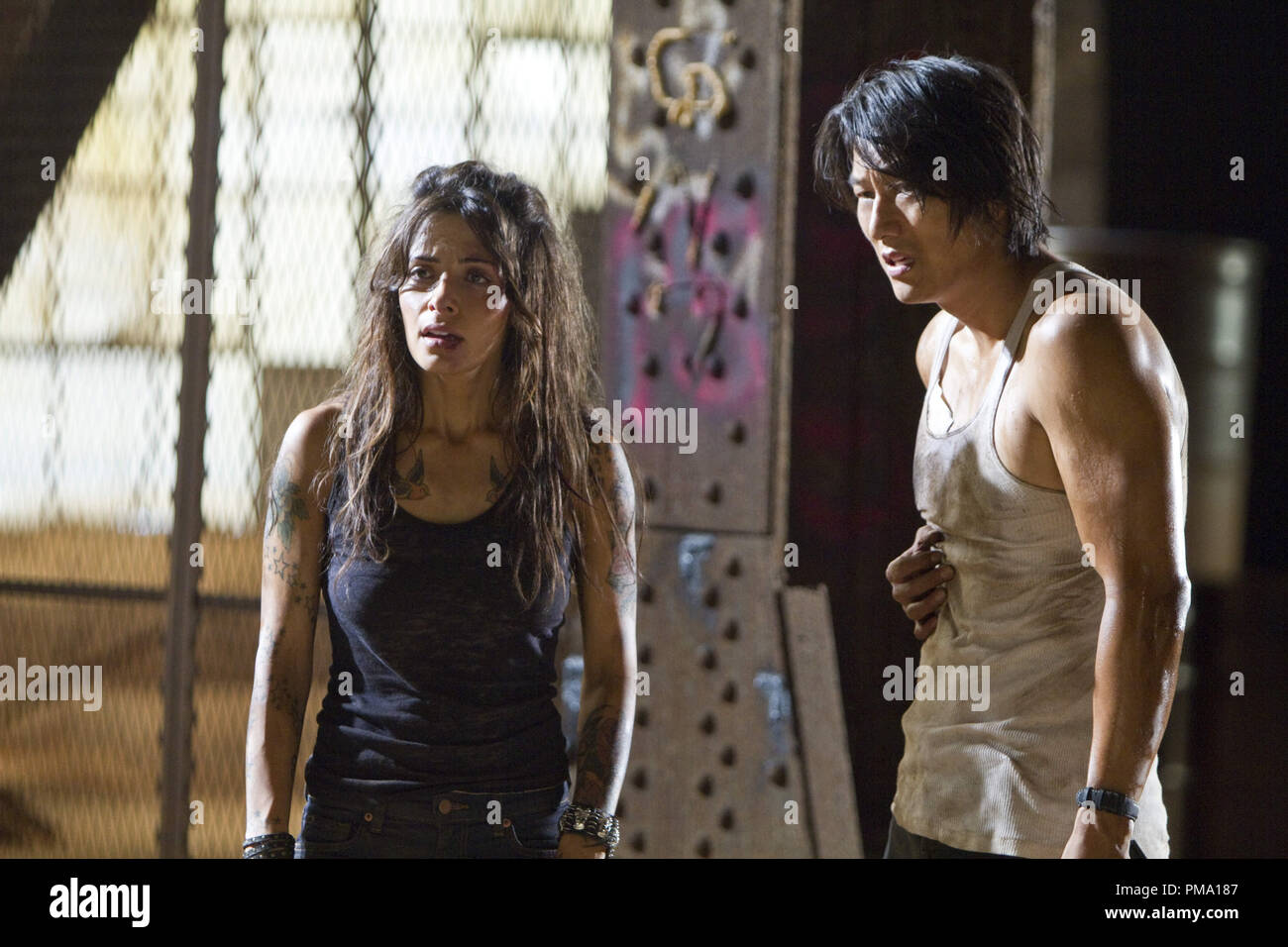 Sarah Shahi Bullet To The Head Gif