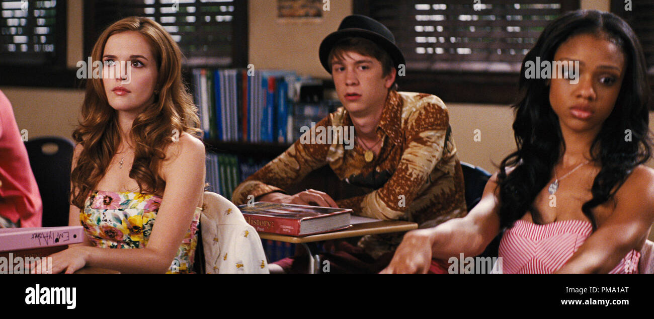 (L-r) ZOEY DEUTCH as Emily Asher, THOMAS MANN as Link and TIFFANY BOONE ...