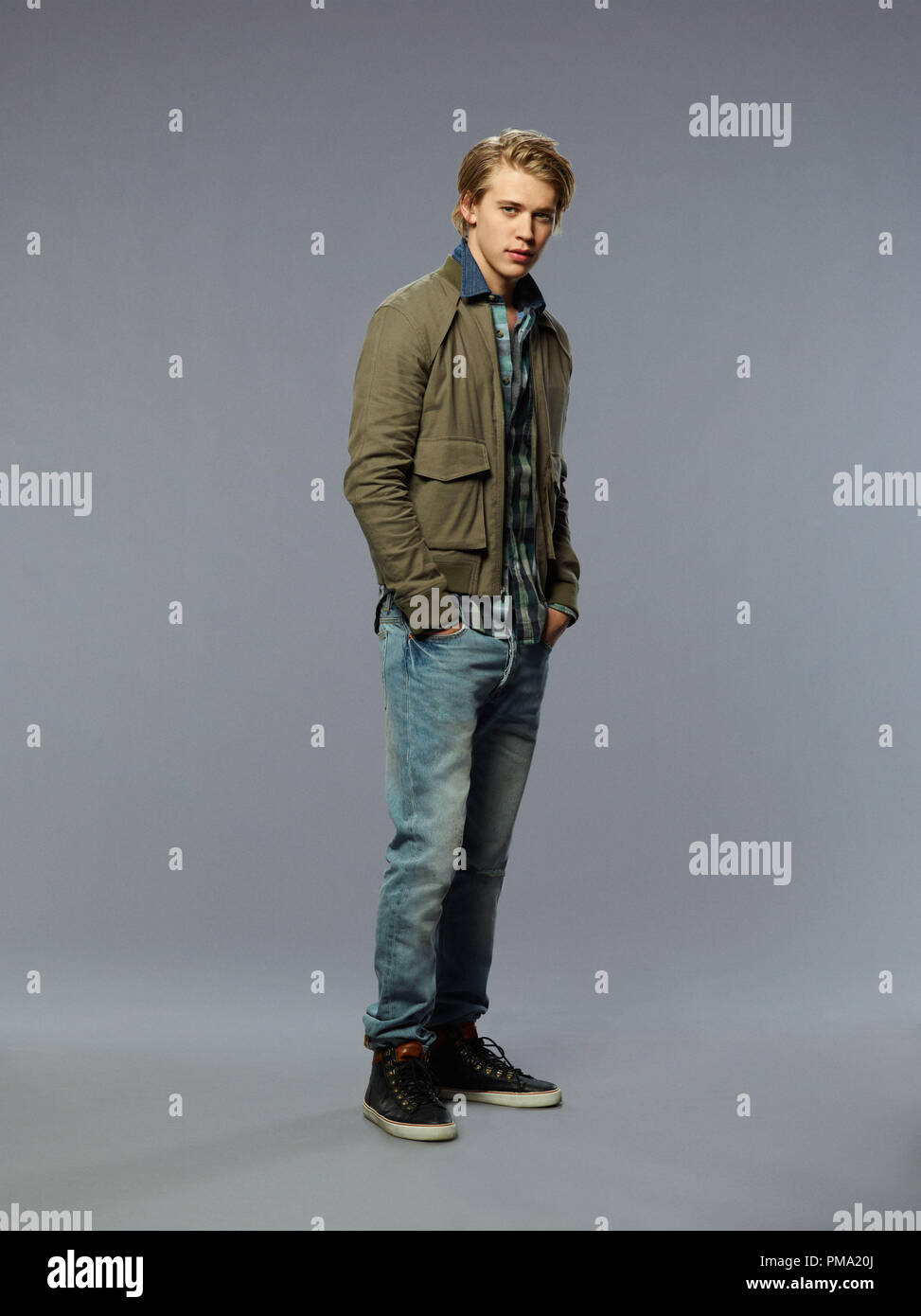 Austin butler carrie diaries hi-res stock photography and images - Alamy